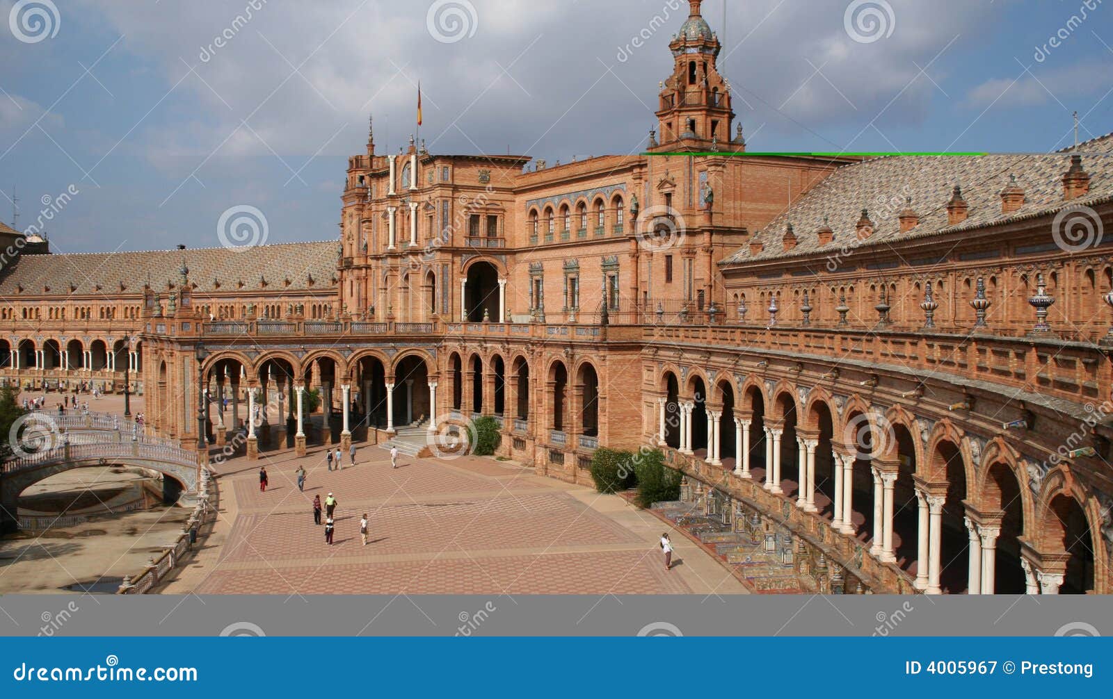 Esplanade Espana. stock image. Image of ornate, architecture - 4005967