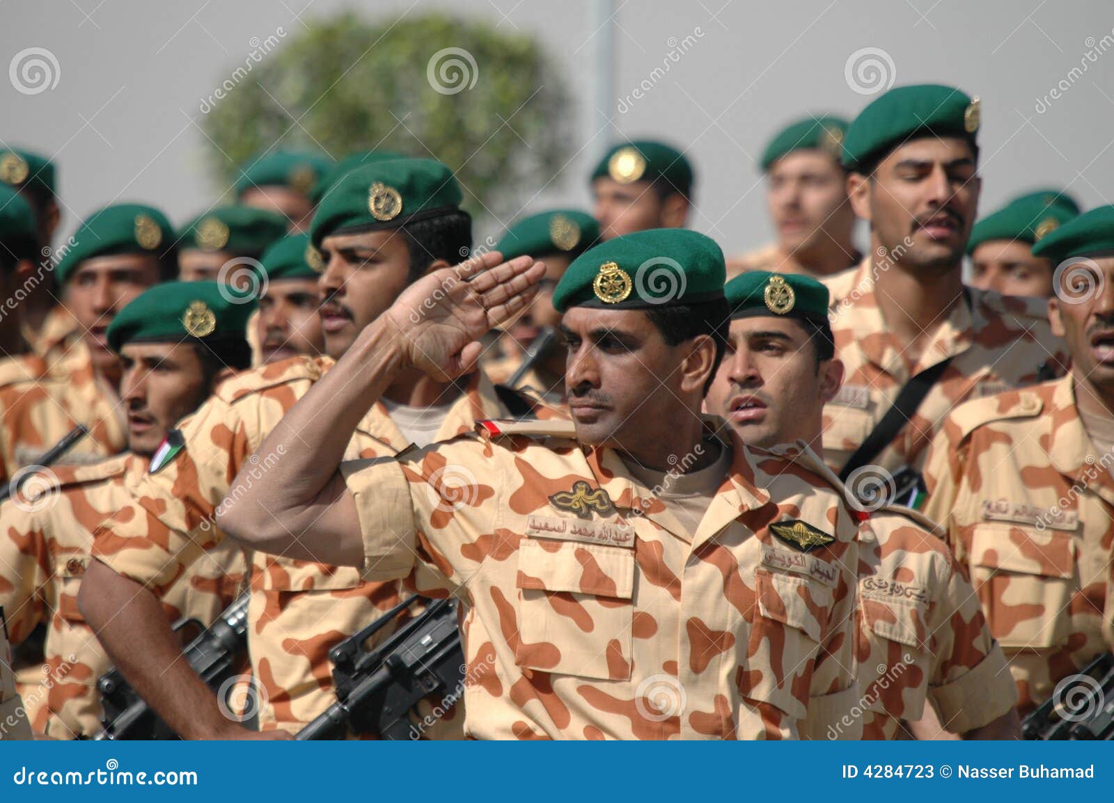 Esposizione Dell'esercito Del Kuwait Fotografia Stock Editoriale ...