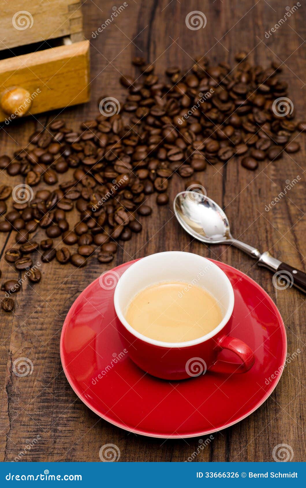 Espresso Coffee in a Red Mug Stock Photo - Image of vertical, black ...
