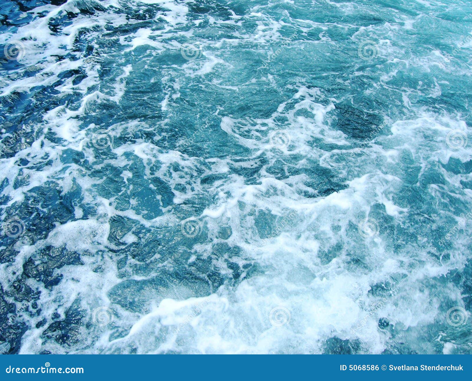 Espuma do mar foto de stock. Imagem de ondas, bolhas, espumar - 5068586