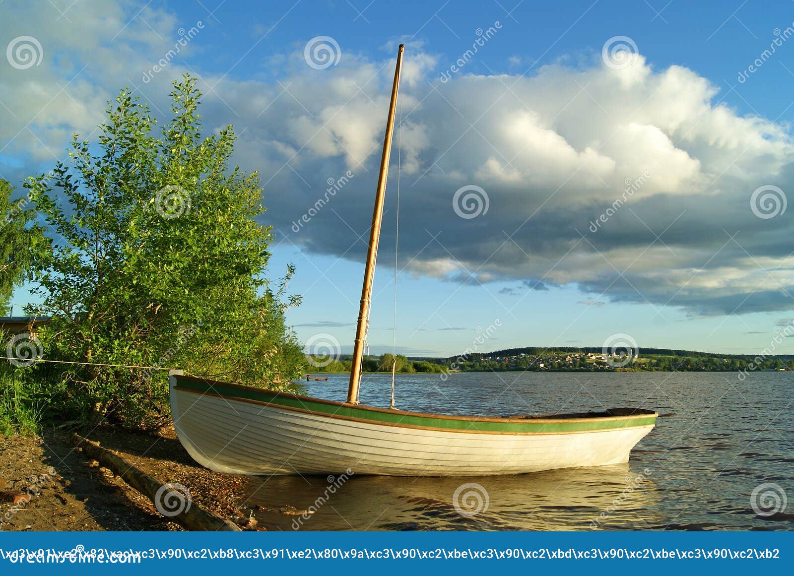 Esquife amarrado imagen de archivo. Imagen de ocio, desinflado - 103078993