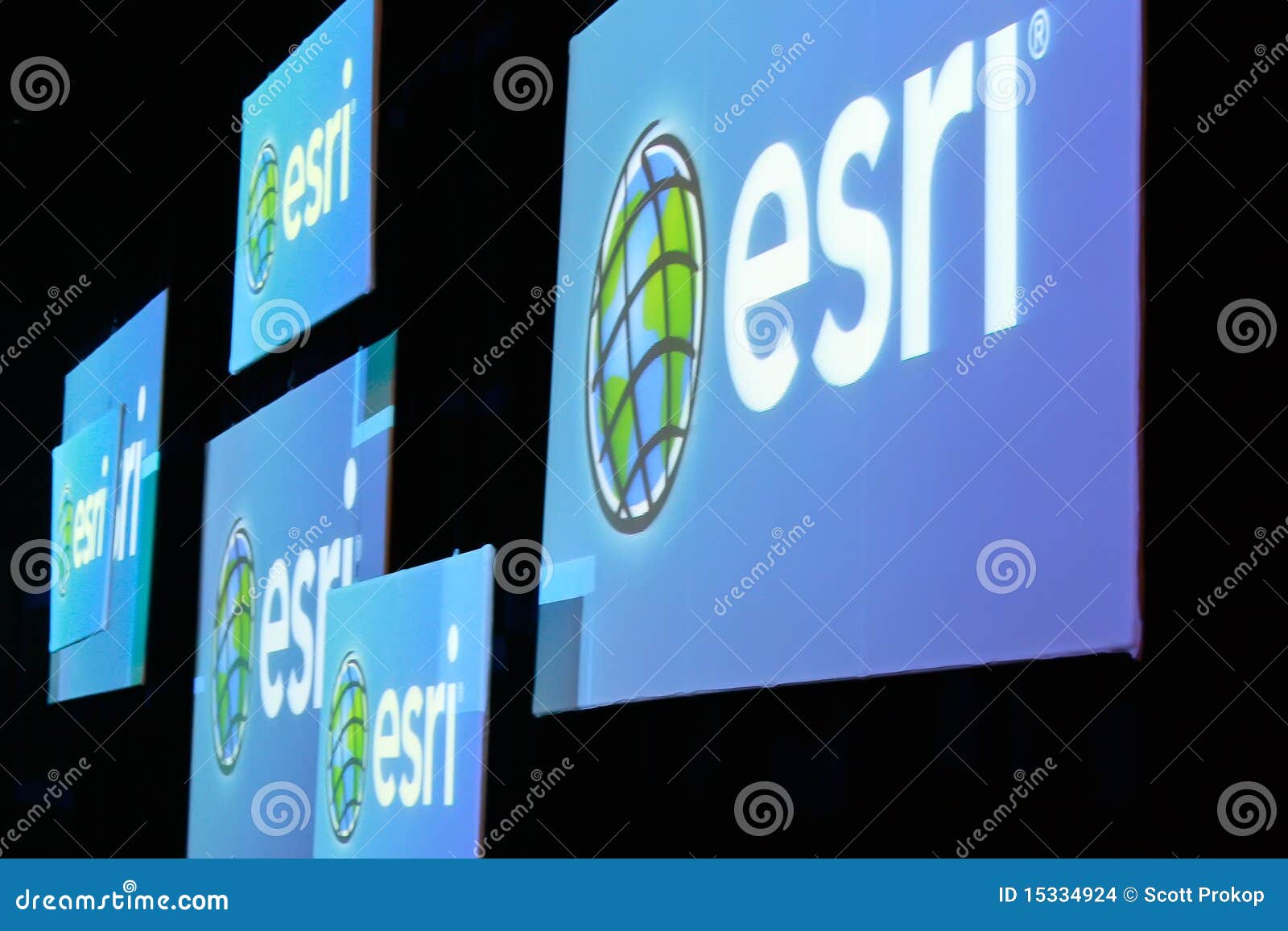 ESRI Logo Illuminated editorial stock image. Image of show - 15334924