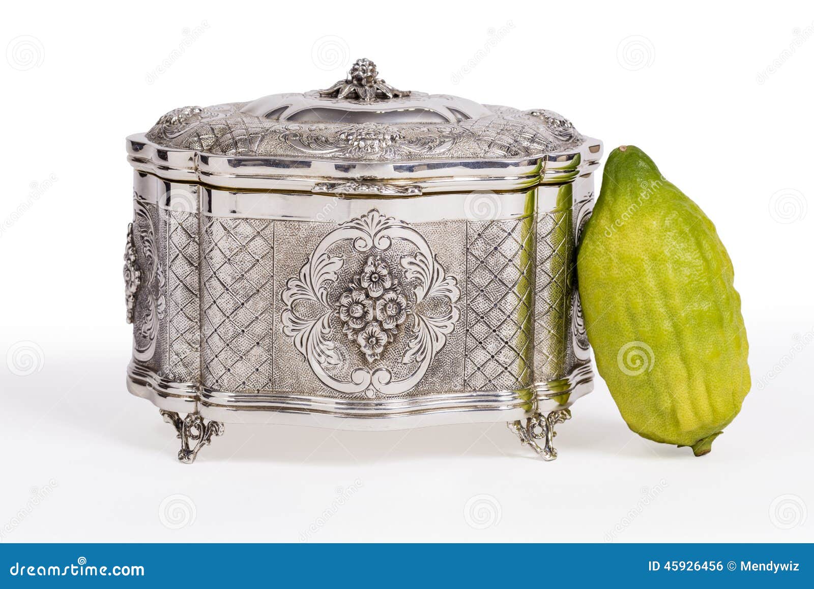 Esrog Silver Box with Esrog Stock Photo - Image of holiday, etrog: 45926456