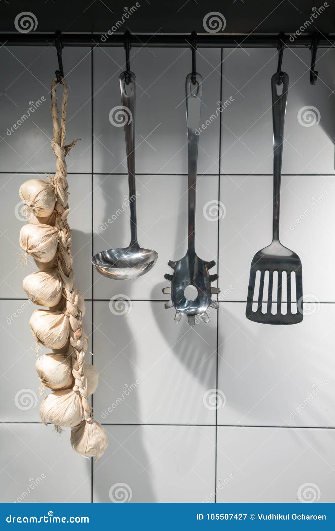 Essential Kitchen Utensils and Decorative Artificial Garlic Chain ...