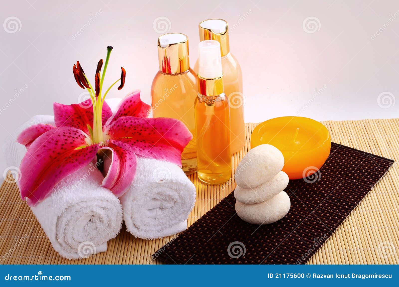 Essential Spa Aromatic Oils Stock Photo - Image of water, stones: 21175600