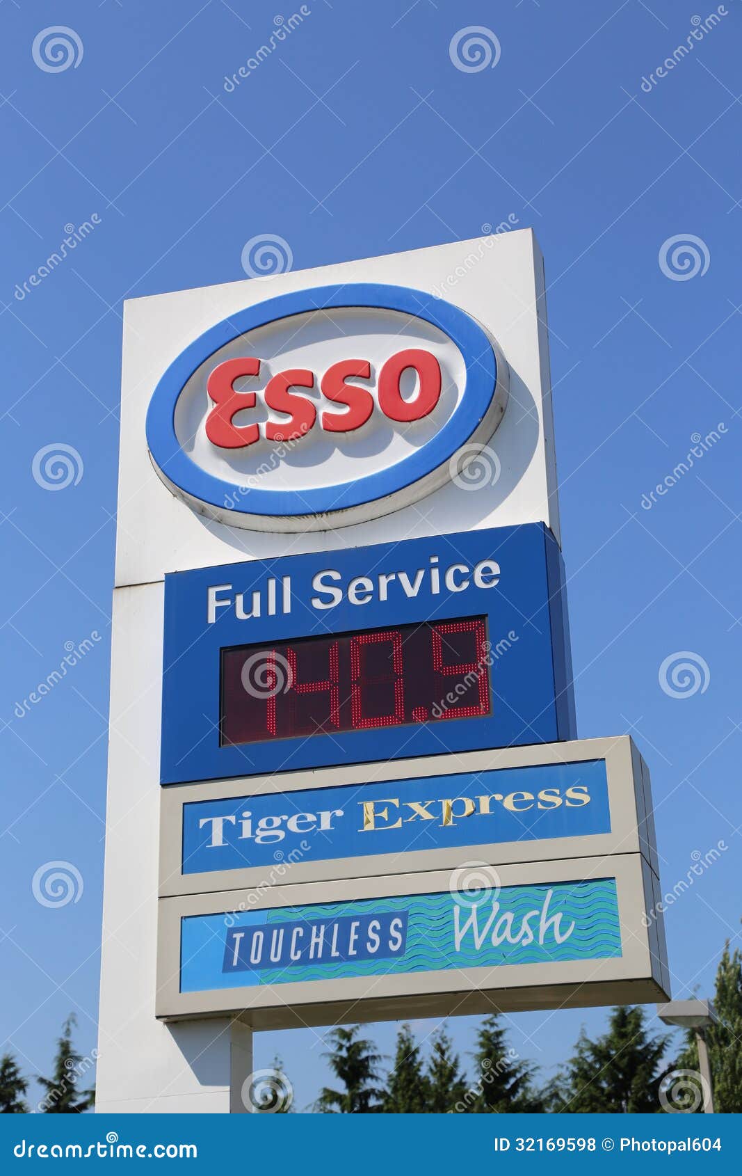 Esso gas station editorial stock photo. Image of retailservice - 32169598