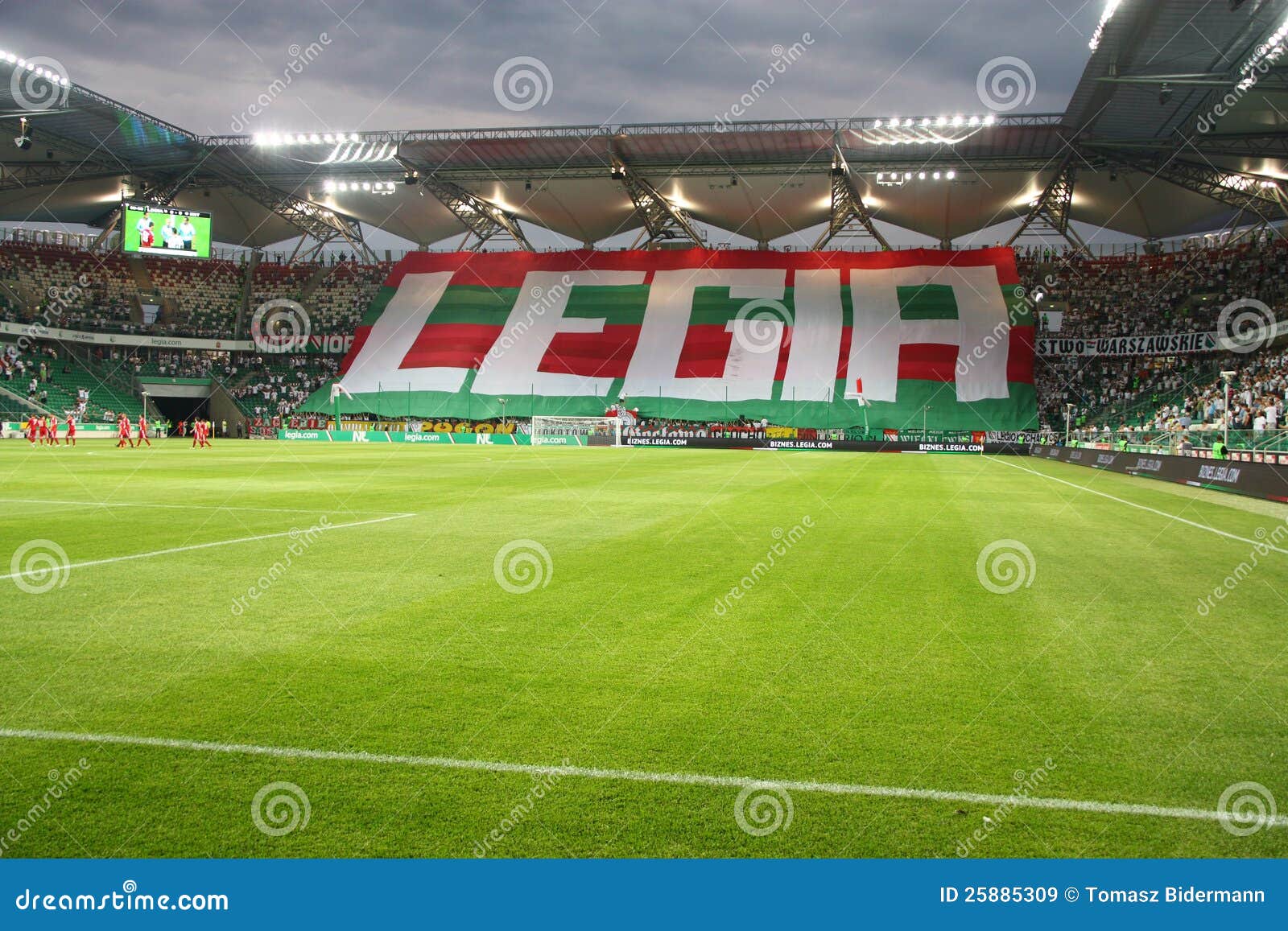 Estádio de Legia Varsóvia imagem de stock editorial. Imagem de ...