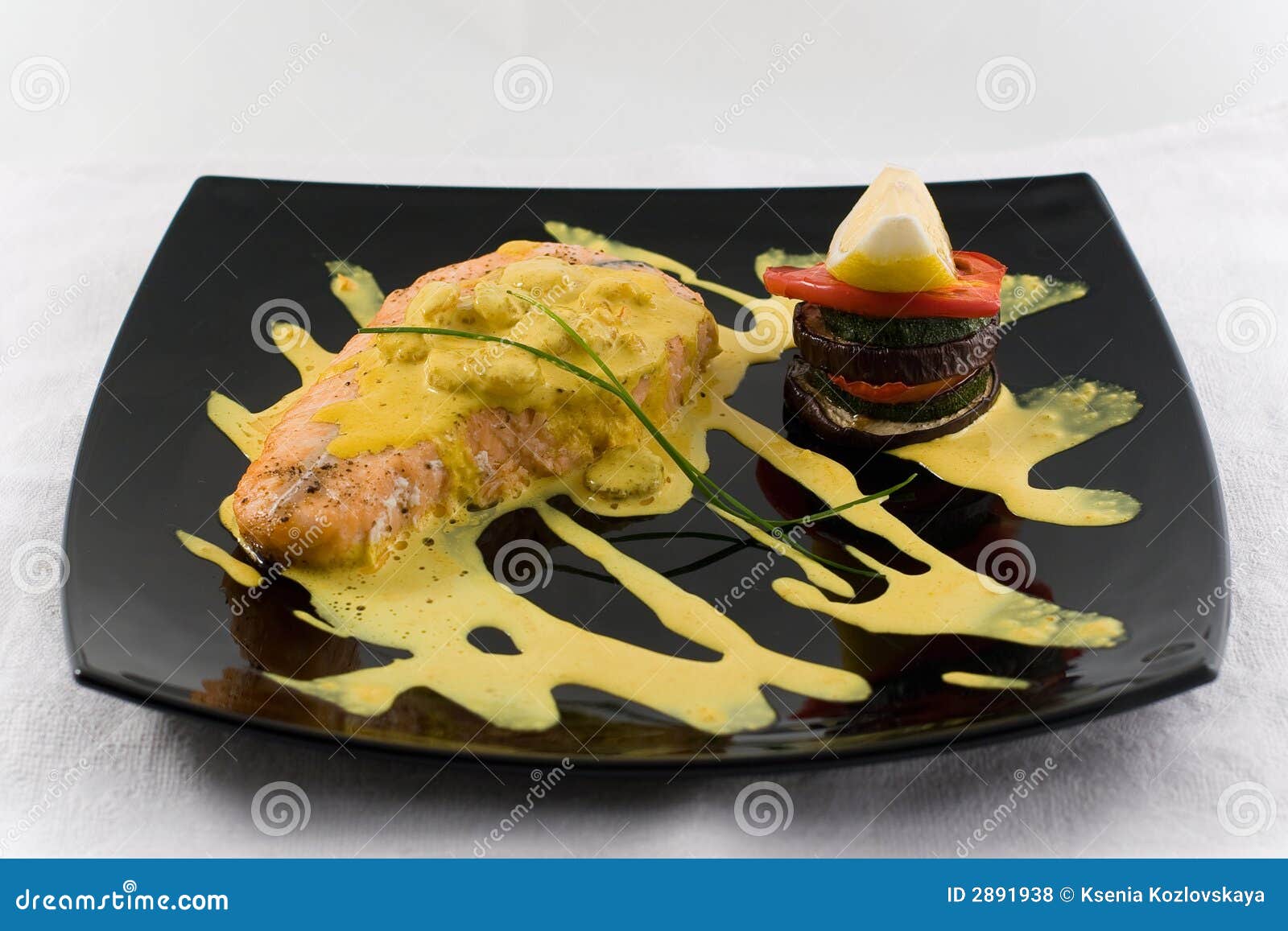 Estaca de los salmones foto de archivo. Imagen de cocinero - 2891938