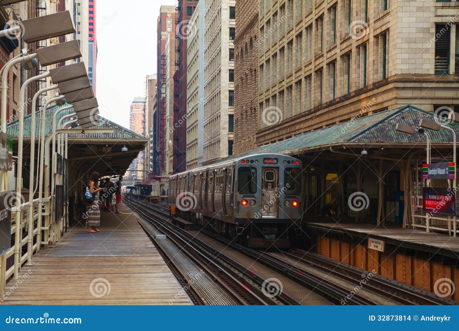 Estación De Metro En Chicago Imagen de archivo editorial - Imagen de ...