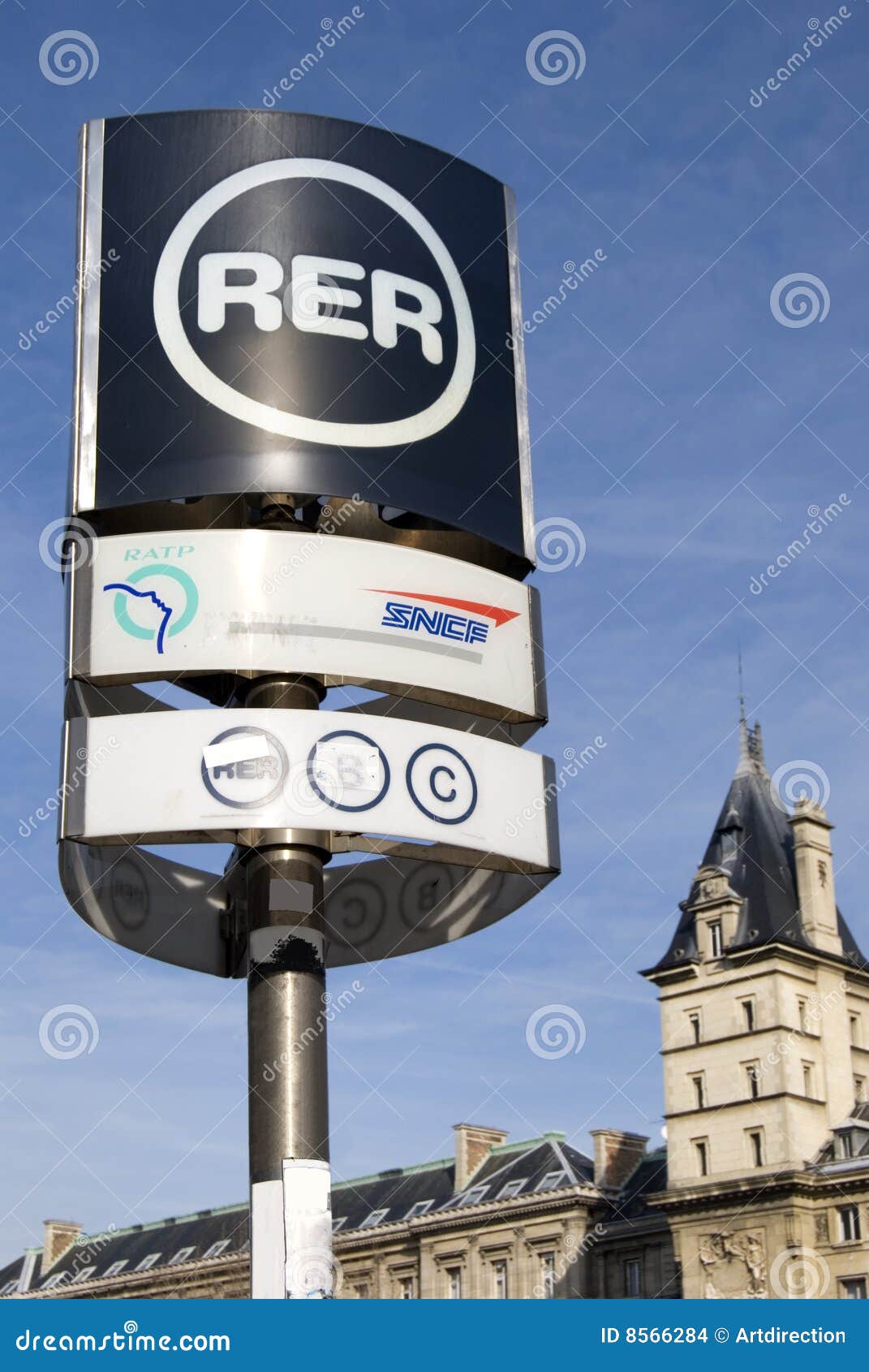 Estación de RER, París imagen de archivo editorial. Imagen de suburbios ...