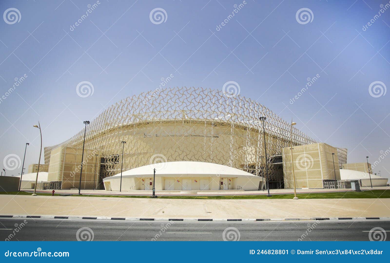 Estadio Al Rayyan De Doha Qatar Imagen de archivo - Imagen de moderno ...