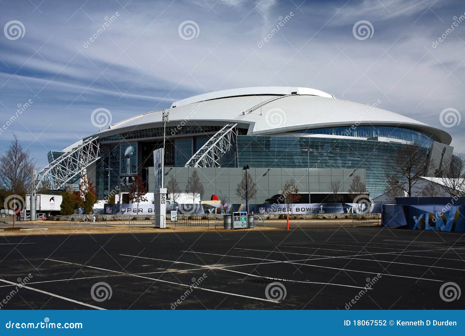 Estadio De Los Vaqueros Del Estacionamiento Fotografía editorial ...