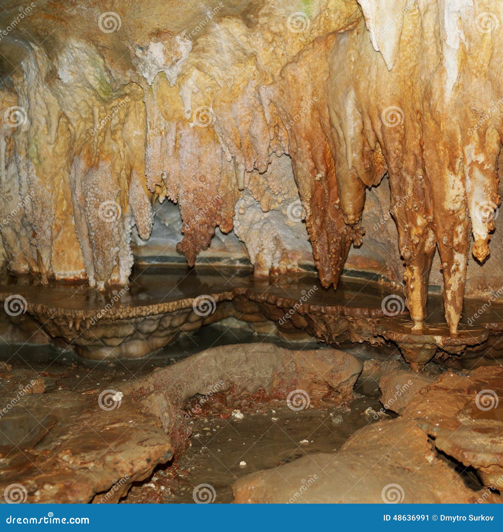 Estalactites E Estalagmites Imagem de Stock - Imagem de pedra, rochas ...