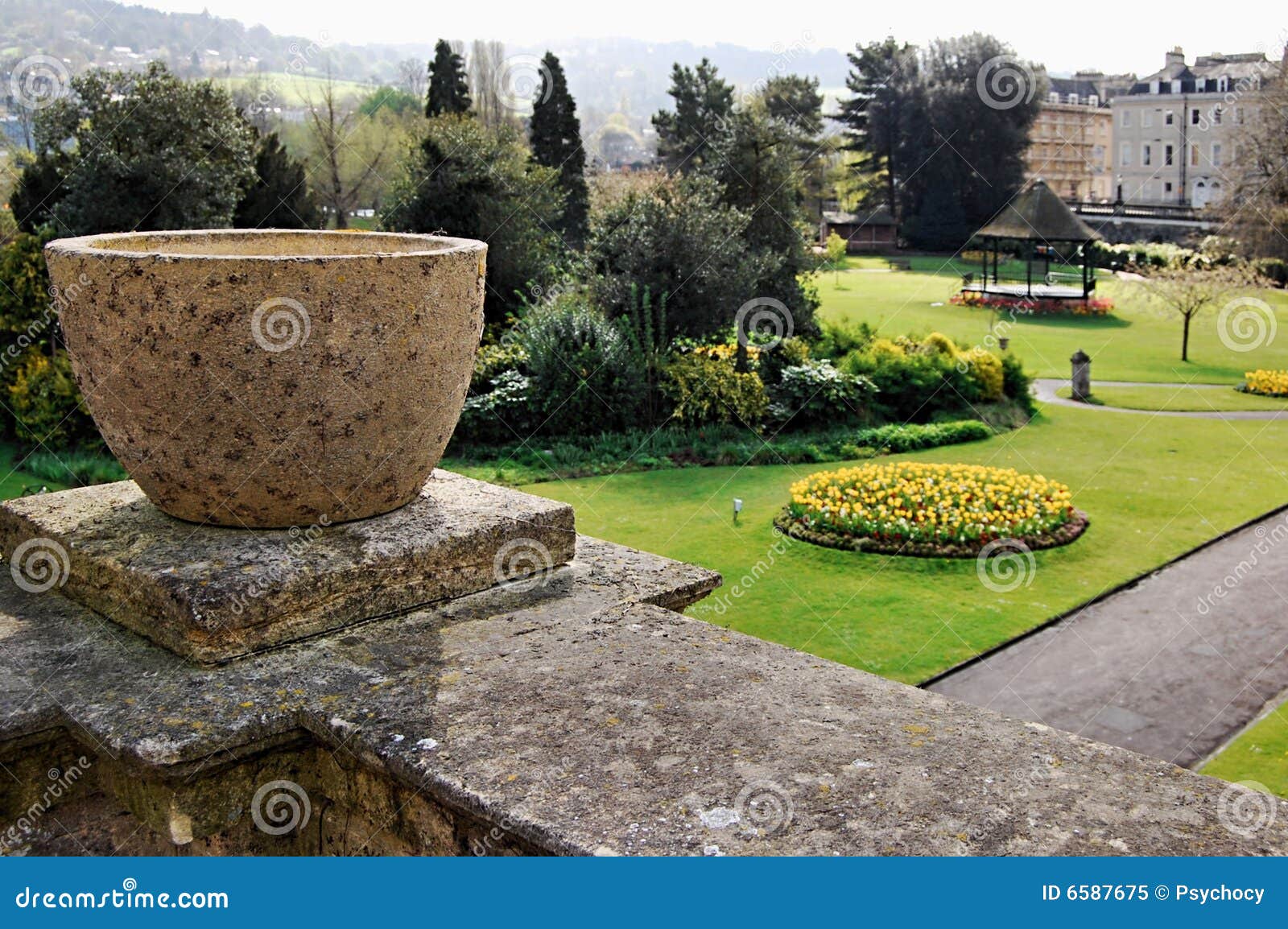 Estate garden view stock image. Image of house, yard, grand - 6587675