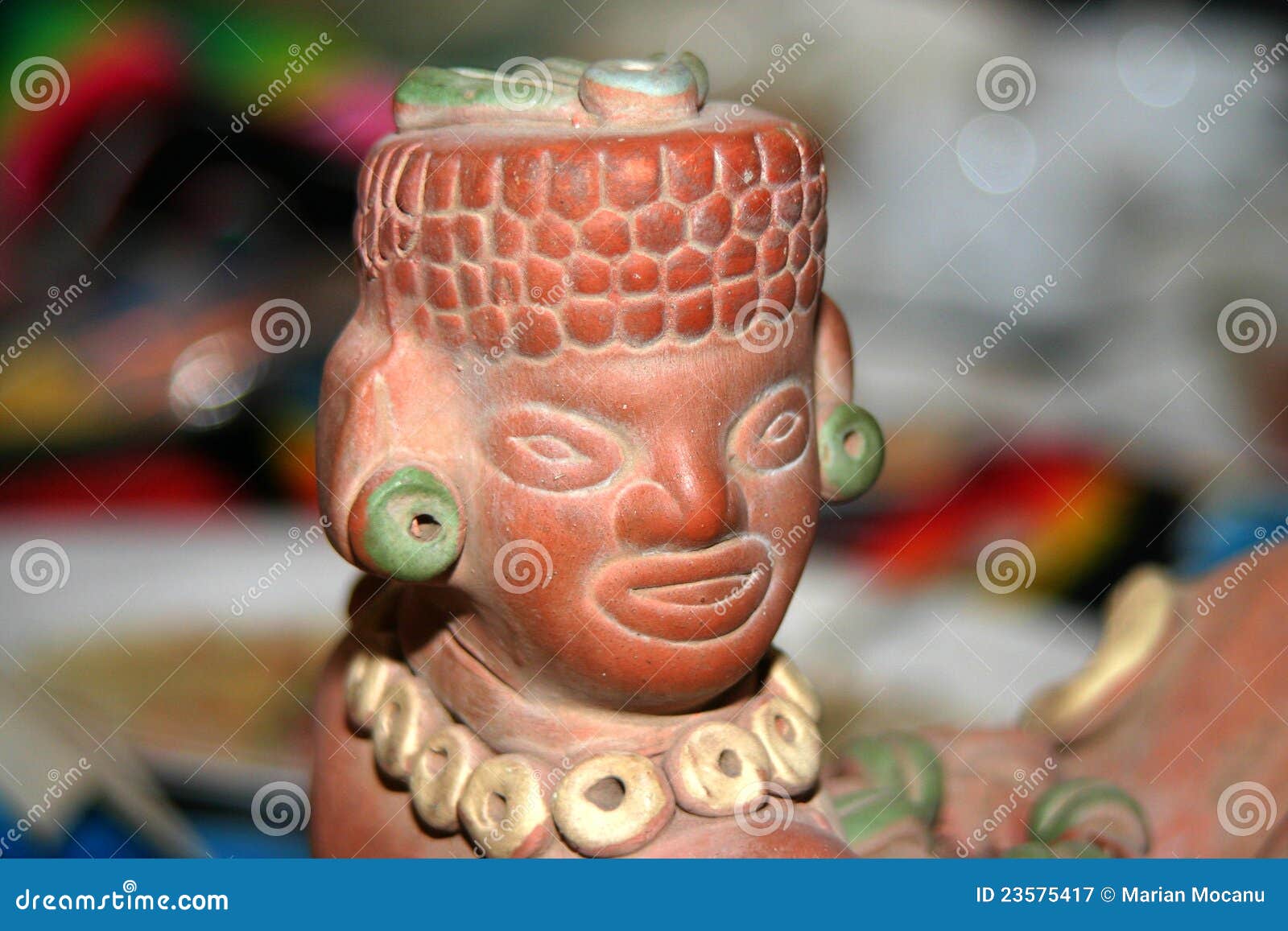 Estatua azteca imagen de archivo. Imagen de viejo, escultura - 23575417