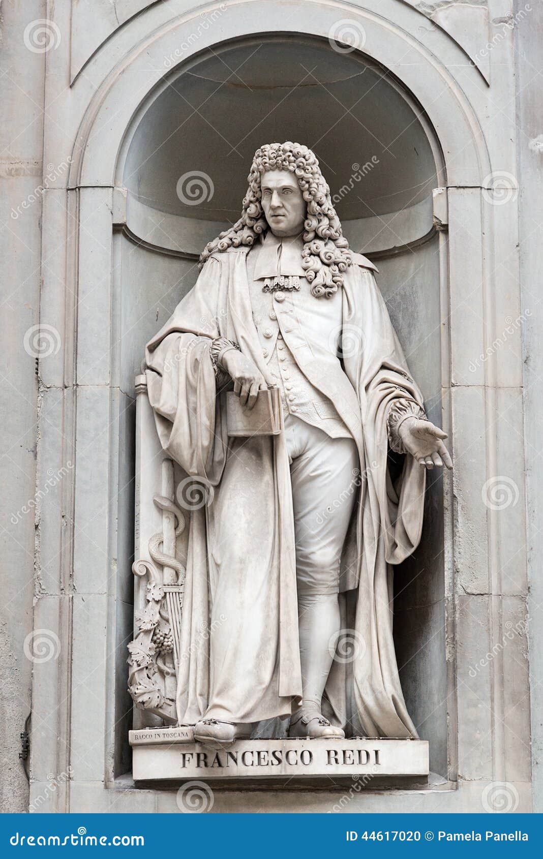 Estatua de Francesco Redi foto de archivo. Imagen de franco - 44617020