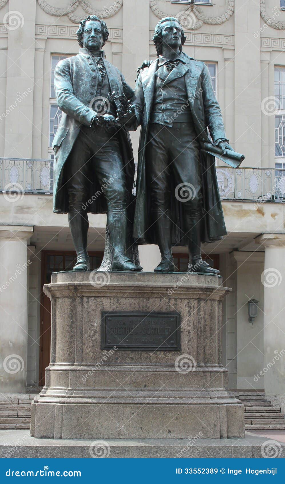 Estatua De Goethe Y De Schiller En Weimar Imagen de archivo - Imagen de ...