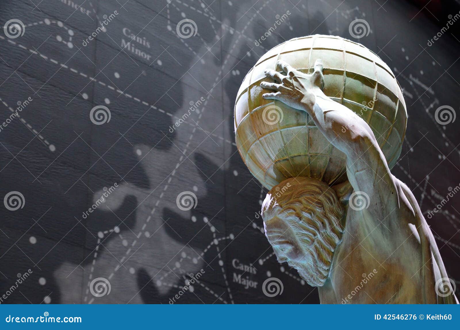 Estatua del atlas foto editorial. Imagen de atlas, mundo - 42546276