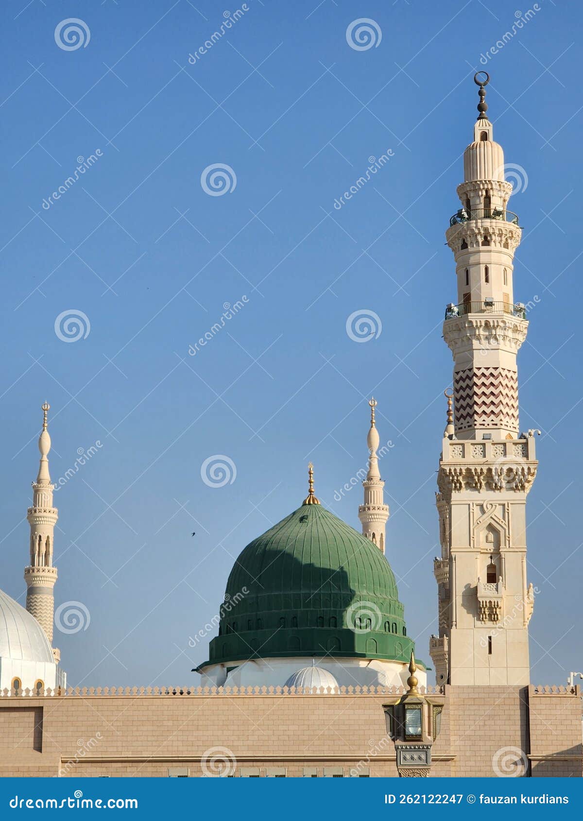 Estatua Del Profeta Raudhoh Muhammad Imagen de archivo - Imagen de ...