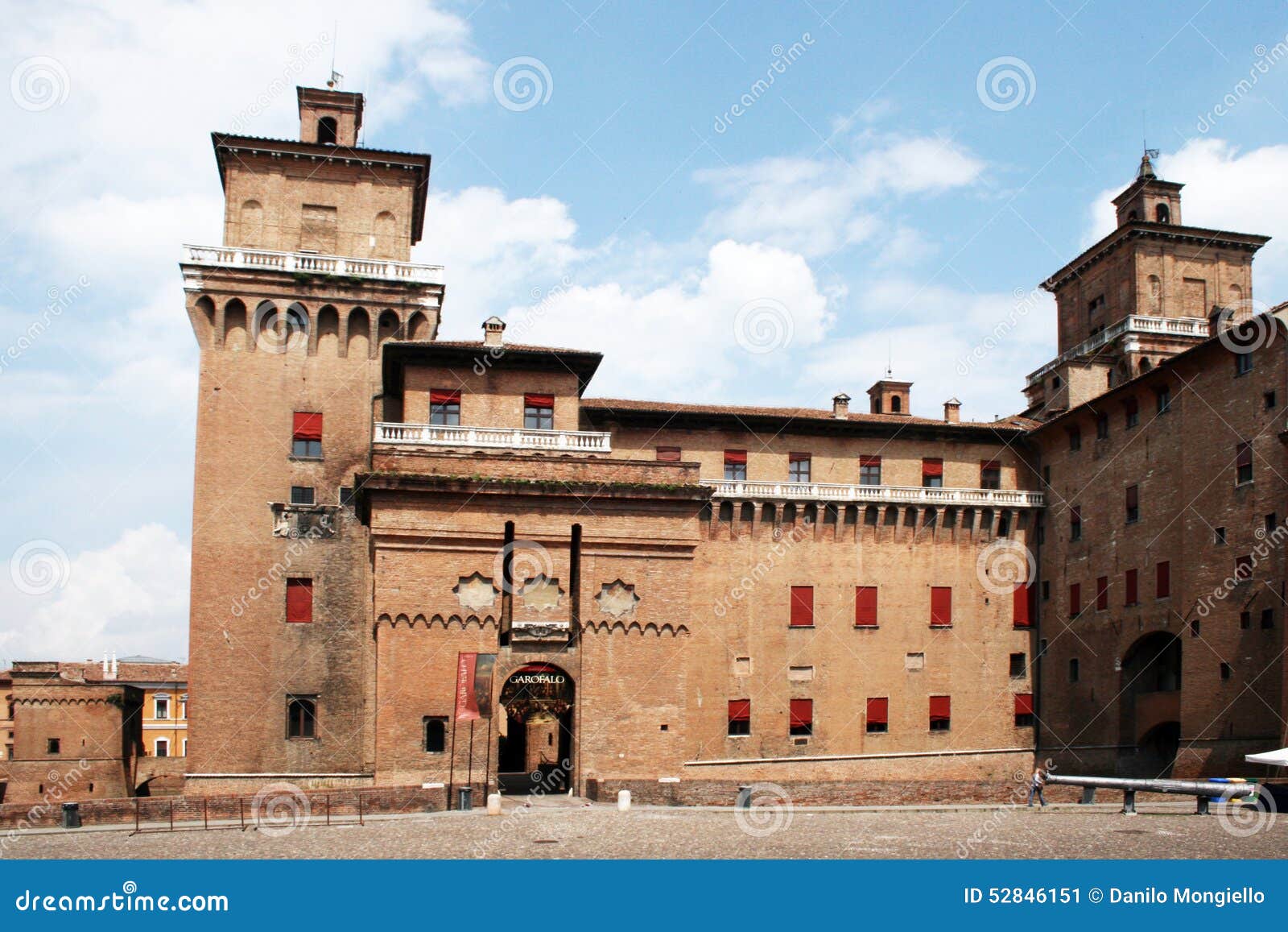 The estense castle editorial photo. Image of culture - 52846151