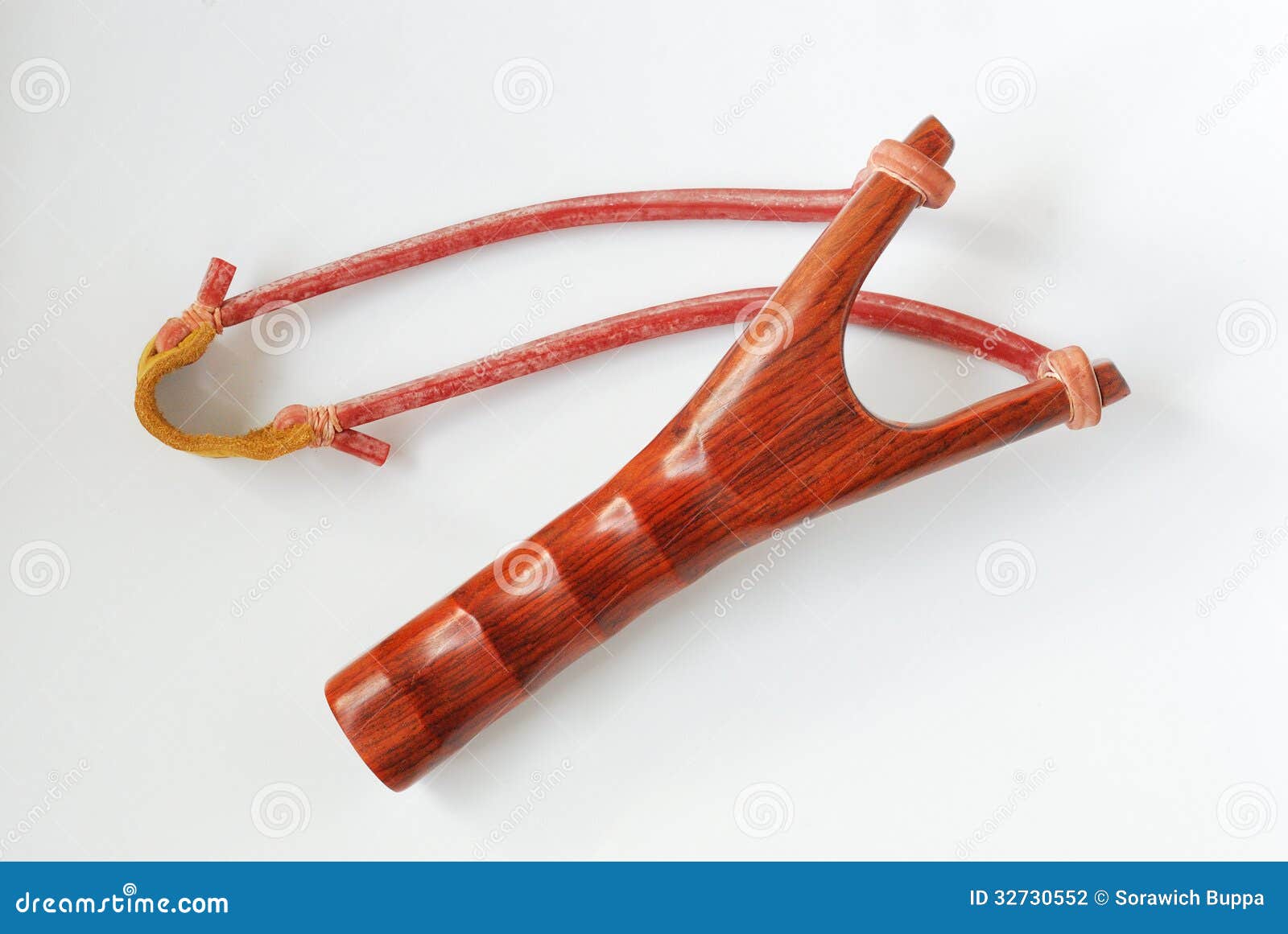 Estilingue de madeira foto de stock. Imagem de lazer - 32730552