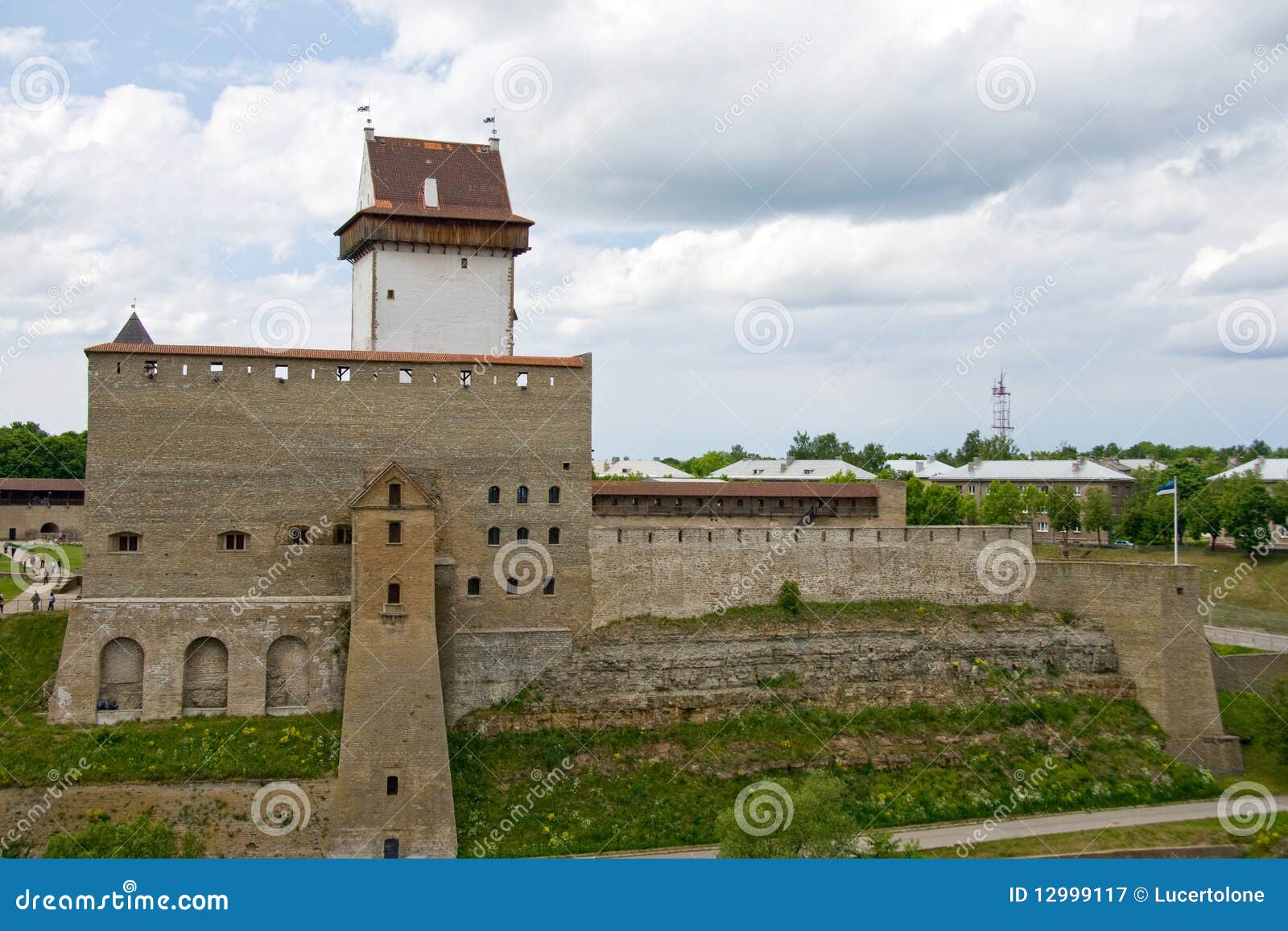 Estland. Narva stockbild. Bild von baltisch, panorama - 12999117