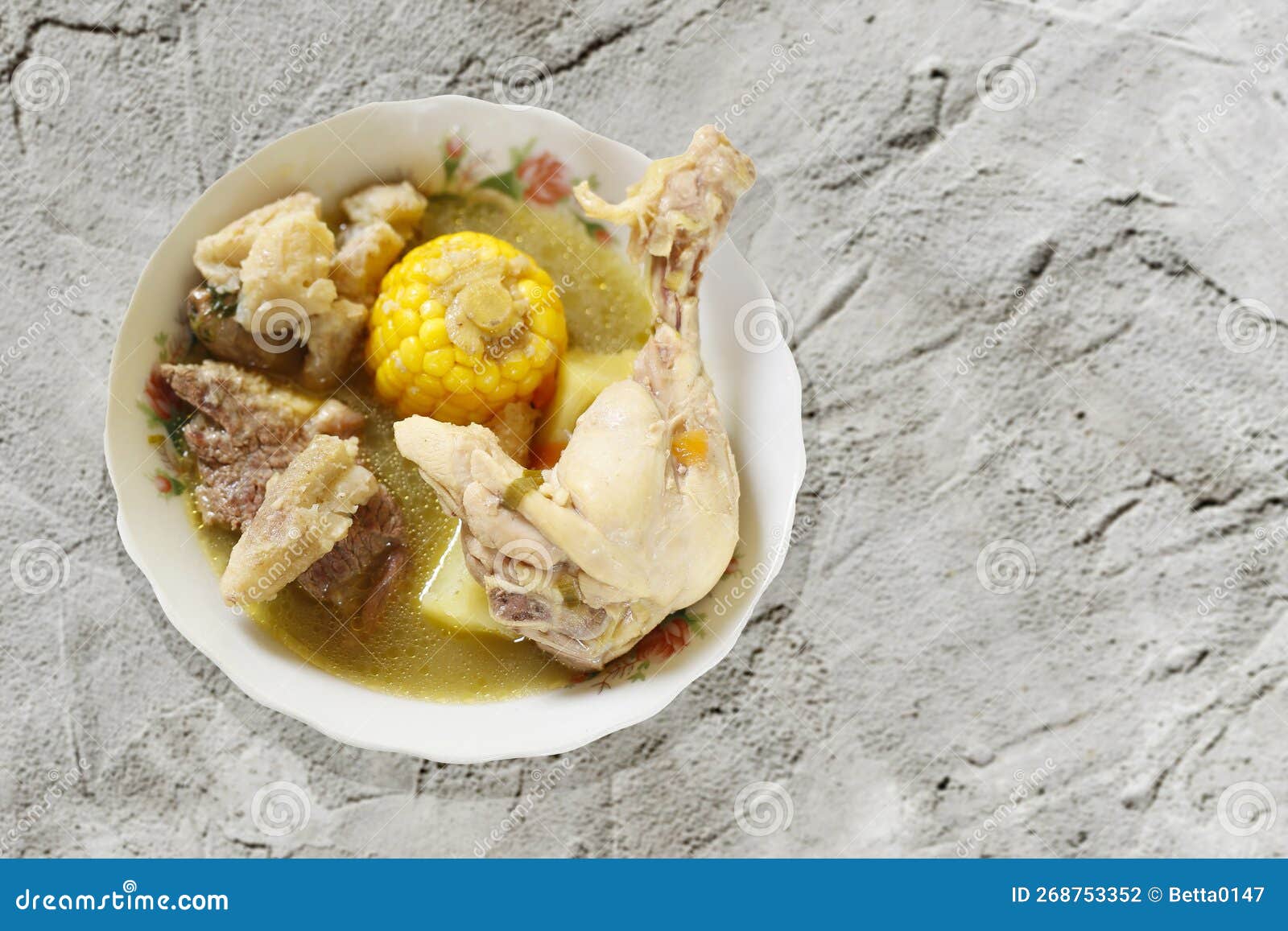 Estofado De Pollo Comida Colombiana Tradicional Foto de archivo ...