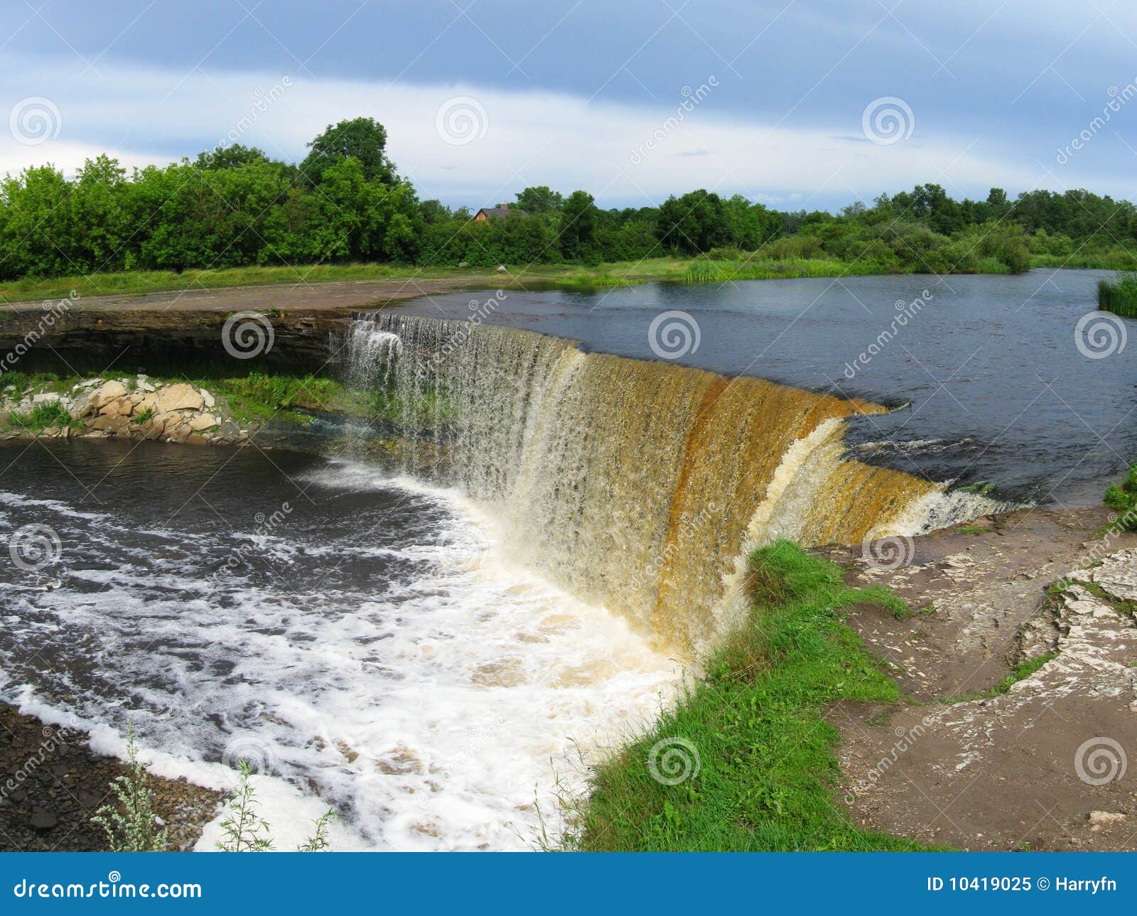 Estonian waterfalls stock image. Image of flowing, flow - 10419025