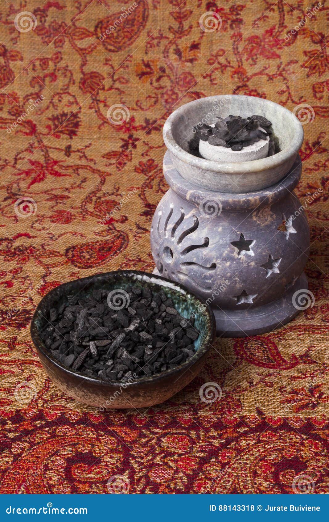 Estoraque foto de archivo. Imagen de java, esto, luna - 88143318