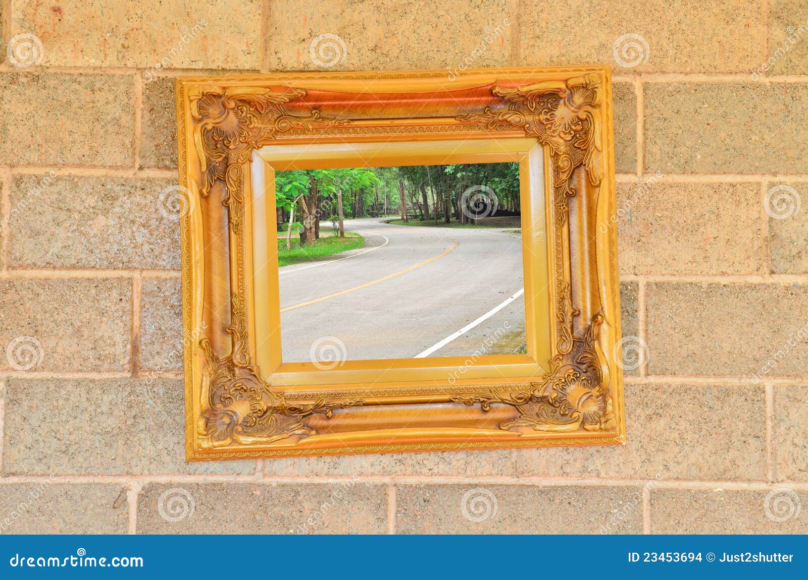 Estrada Da Curva No Frame De Retrato Do Vintage Foto de Stock - Imagem ...