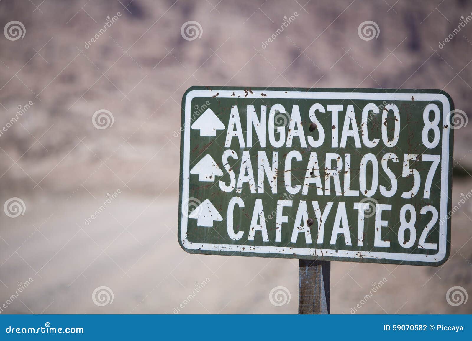 Estrada Do Sinal Da Rota 40 No Norte De Argentina Foto de Stock ...