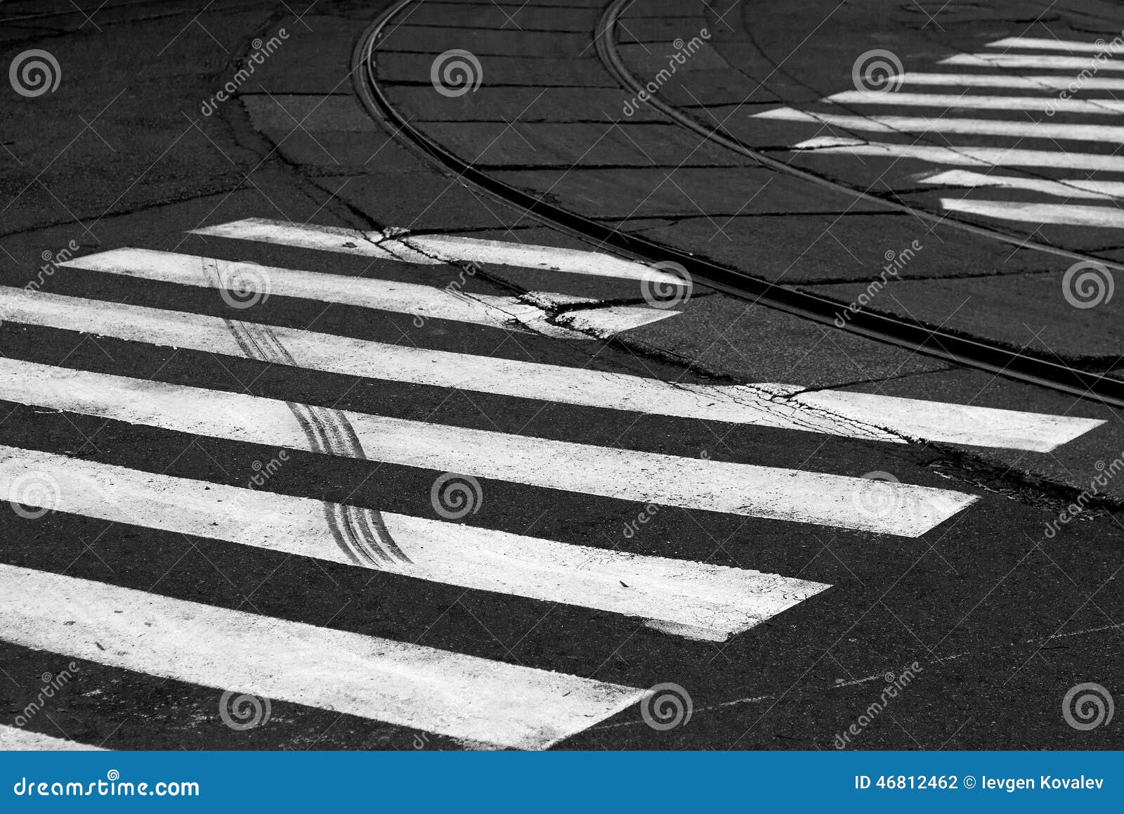 Estrada transversal foto de stock. Imagem de estrada - 46812462