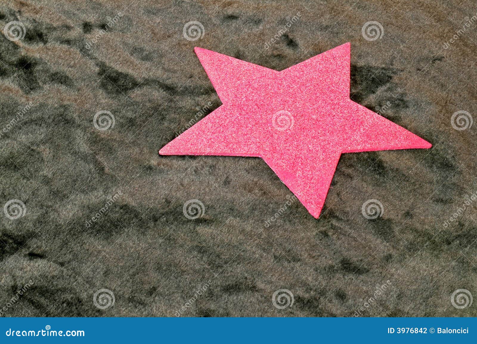 Estrela cor-de-rosa foto de stock. Imagem de salpico, fundo - 3976842