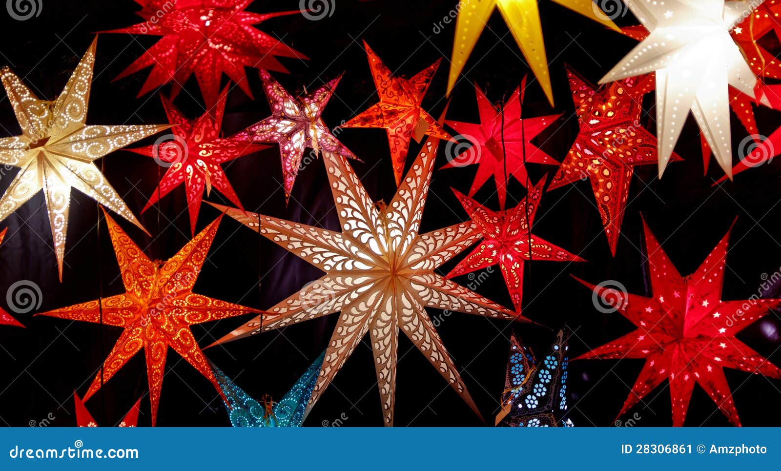 Estrellas Iluminadas Coloridas De La Navidad Imagen de archivo - Imagen ...