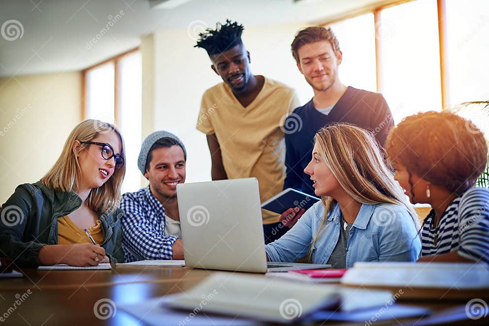 Estudar Em Grupos Ajuda Os Estudantes a Aprender Mais Eficientemente ... Estudar Em Grupos Ajuda Os Estudantes a Aprender Mais Eficientemente ...