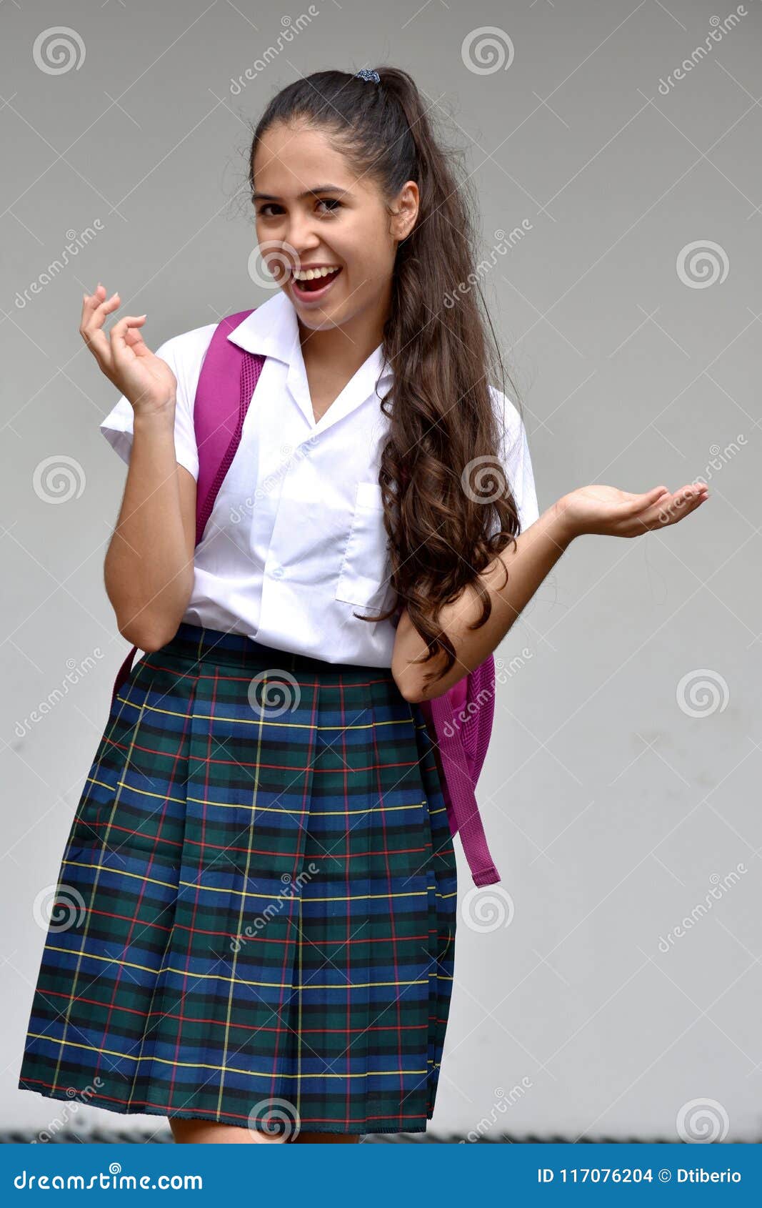 Estudiante feliz foto de archivo. Imagen de joven, estudiante - 117076204