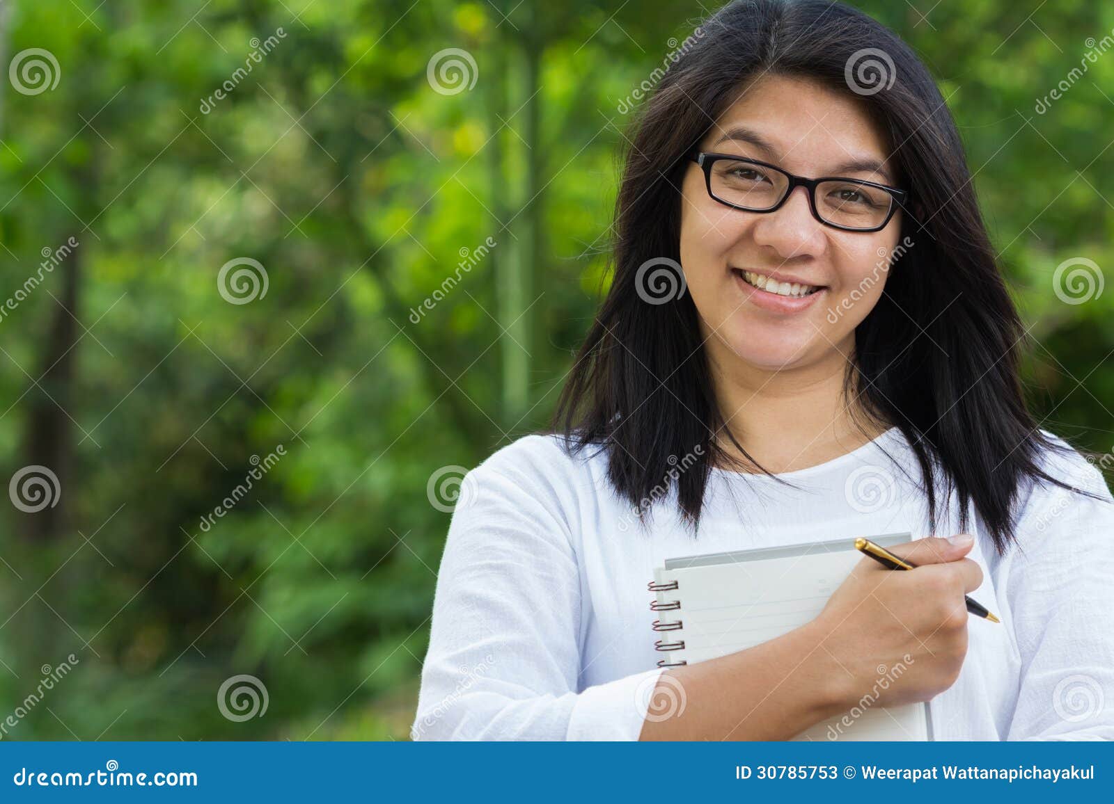 Estudiante feliz imagen de archivo. Imagen de afuera - 30785753