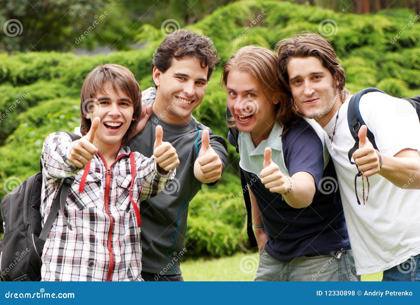 Estudiantes Jovenes Felices Foto de archivo - Imagen de retrato ...