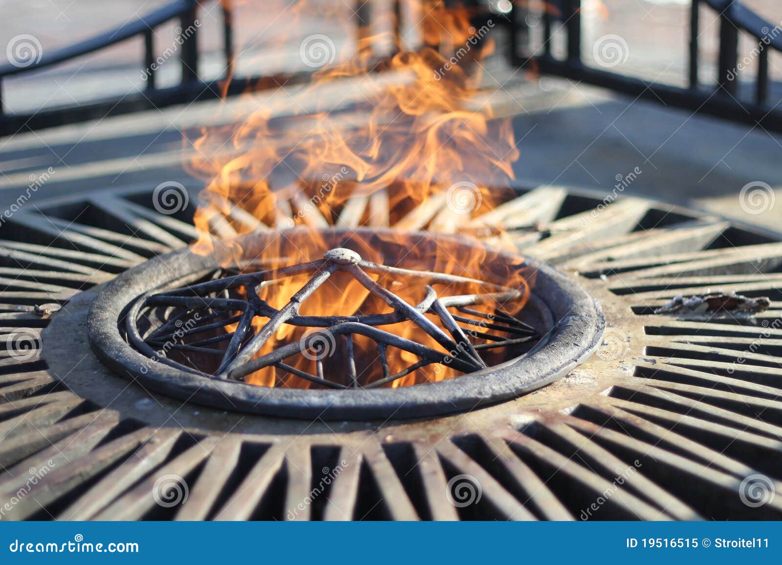 Eternal flame stock image. Image of light, bravery, courage - 19516515