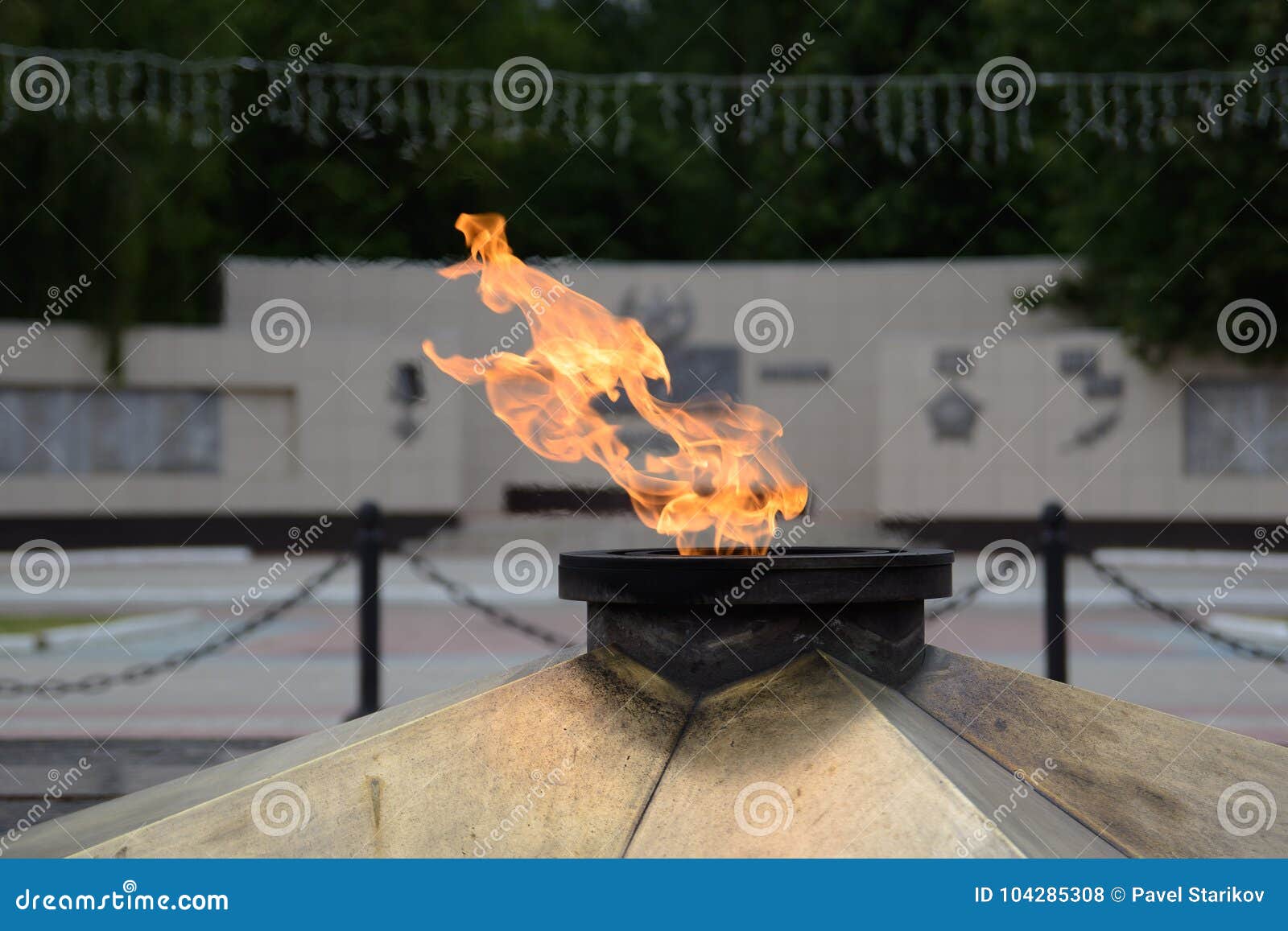 Eternal flame editorial stock photo. Image of flame - 104285308