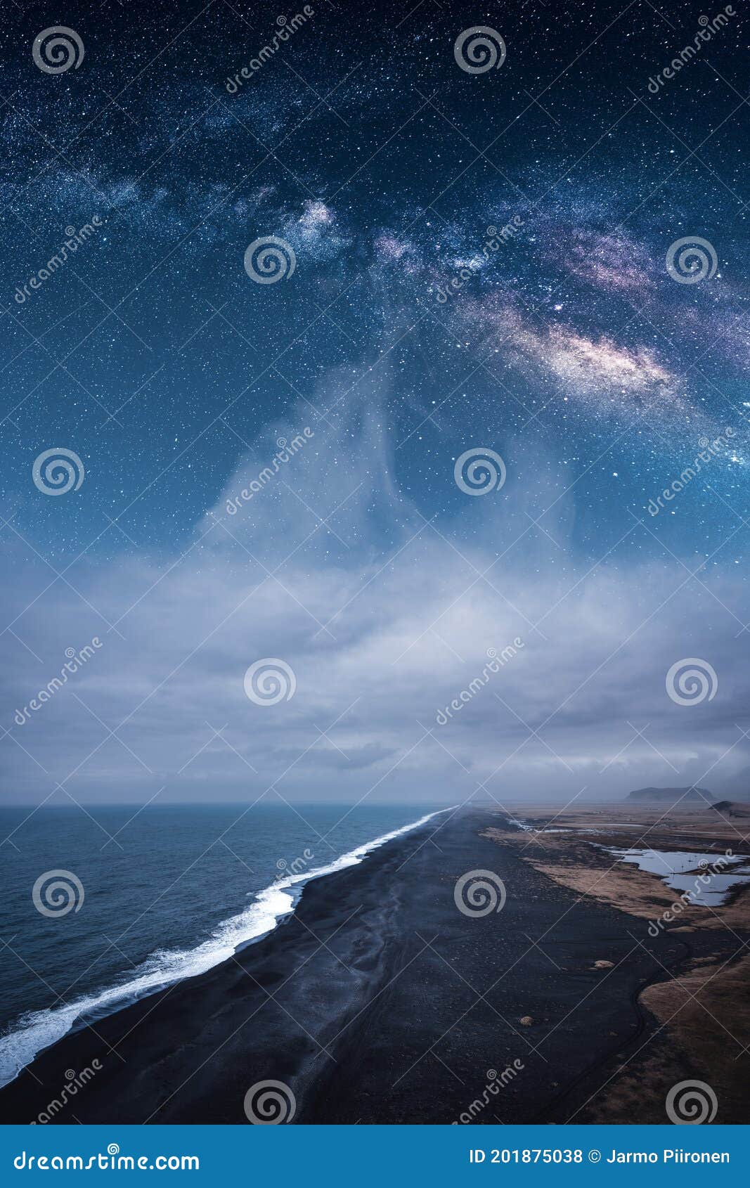 Ethereal View of a Milky Way Stock Photo - Image of spiritual, nebulae ...