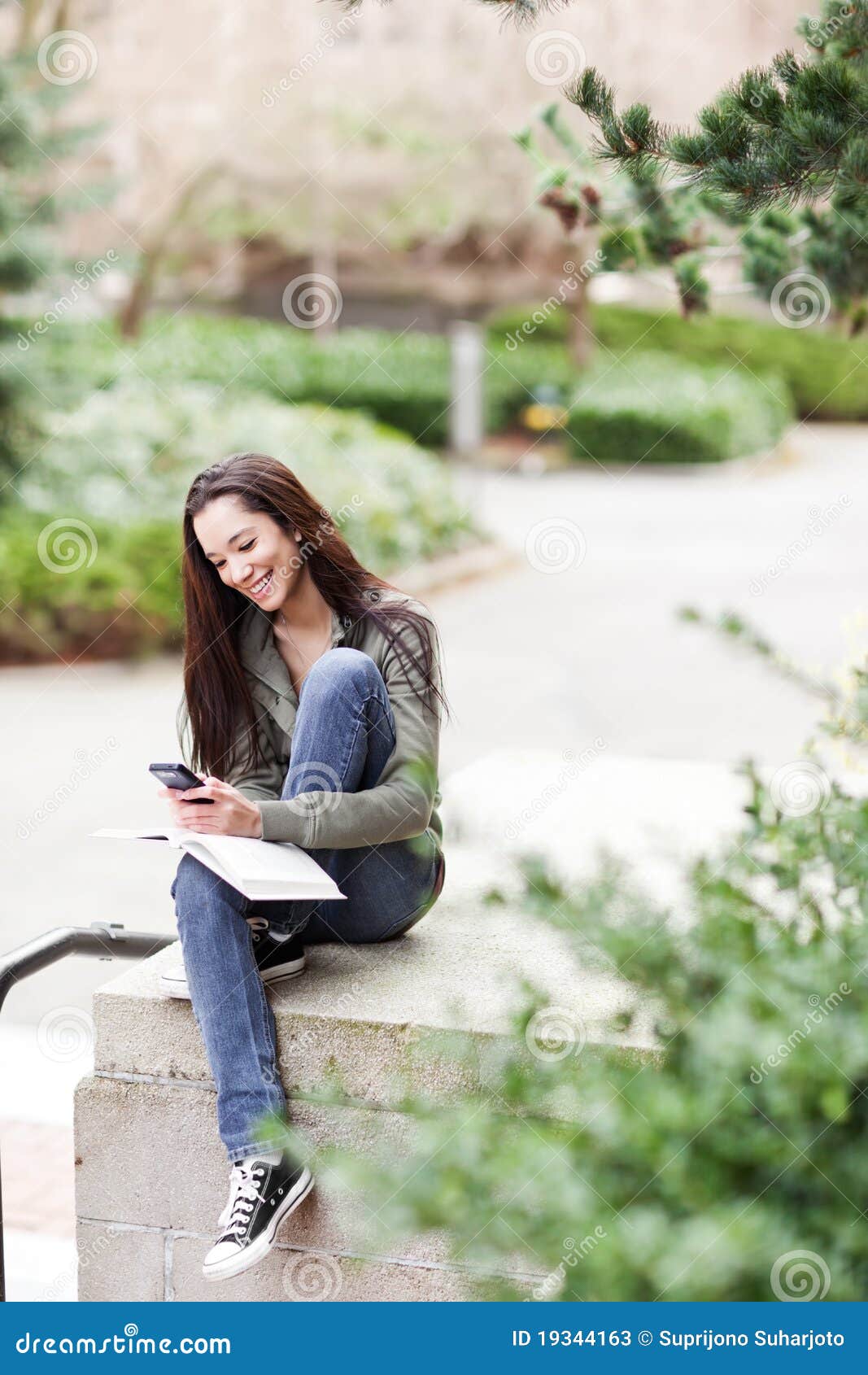 Ethnic student texting stock image. Image of cute, people - 19344163