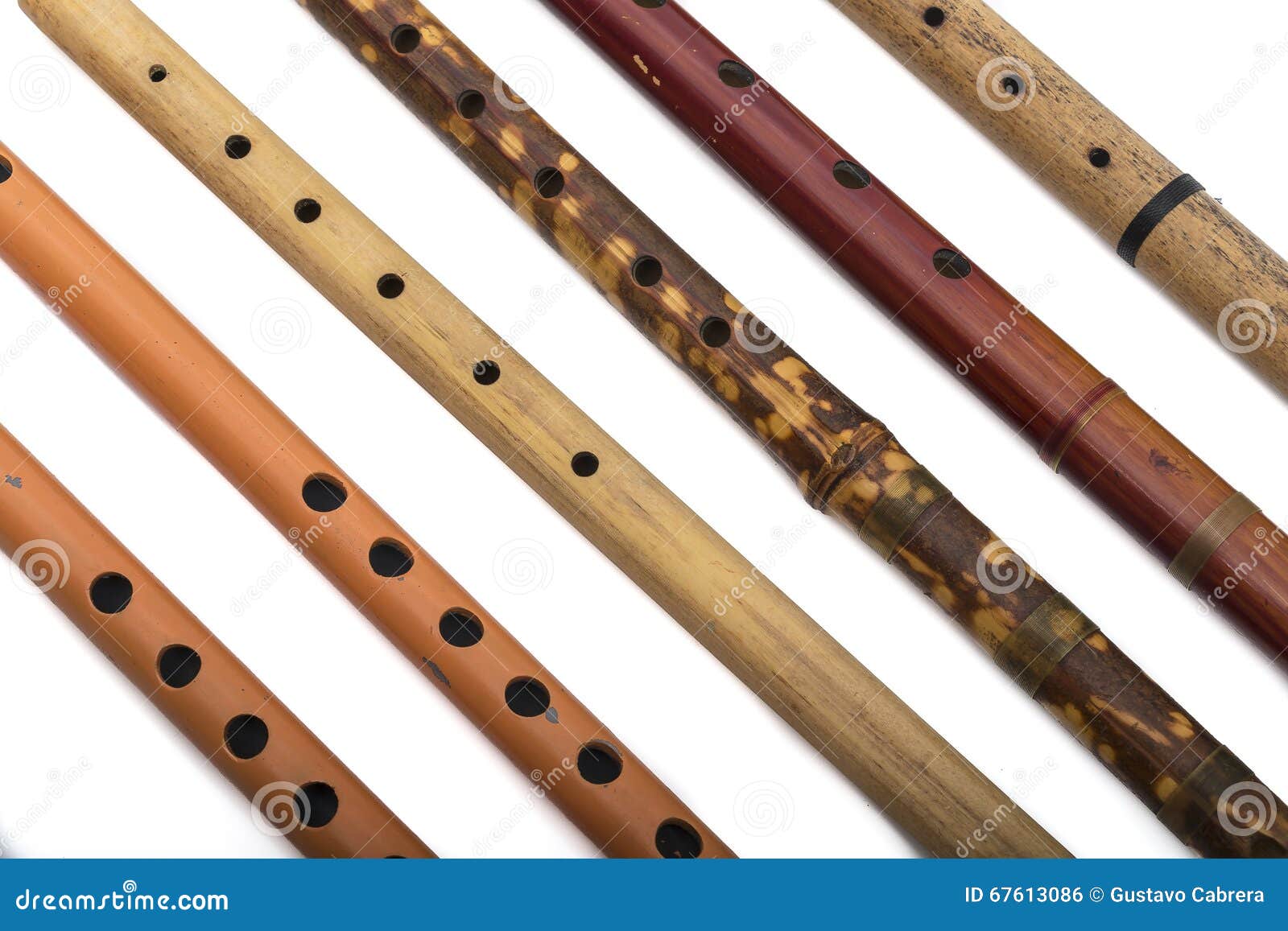 Etniska instrument arkivfoto. Bild av flöjt, ljud, musikal - 67613086