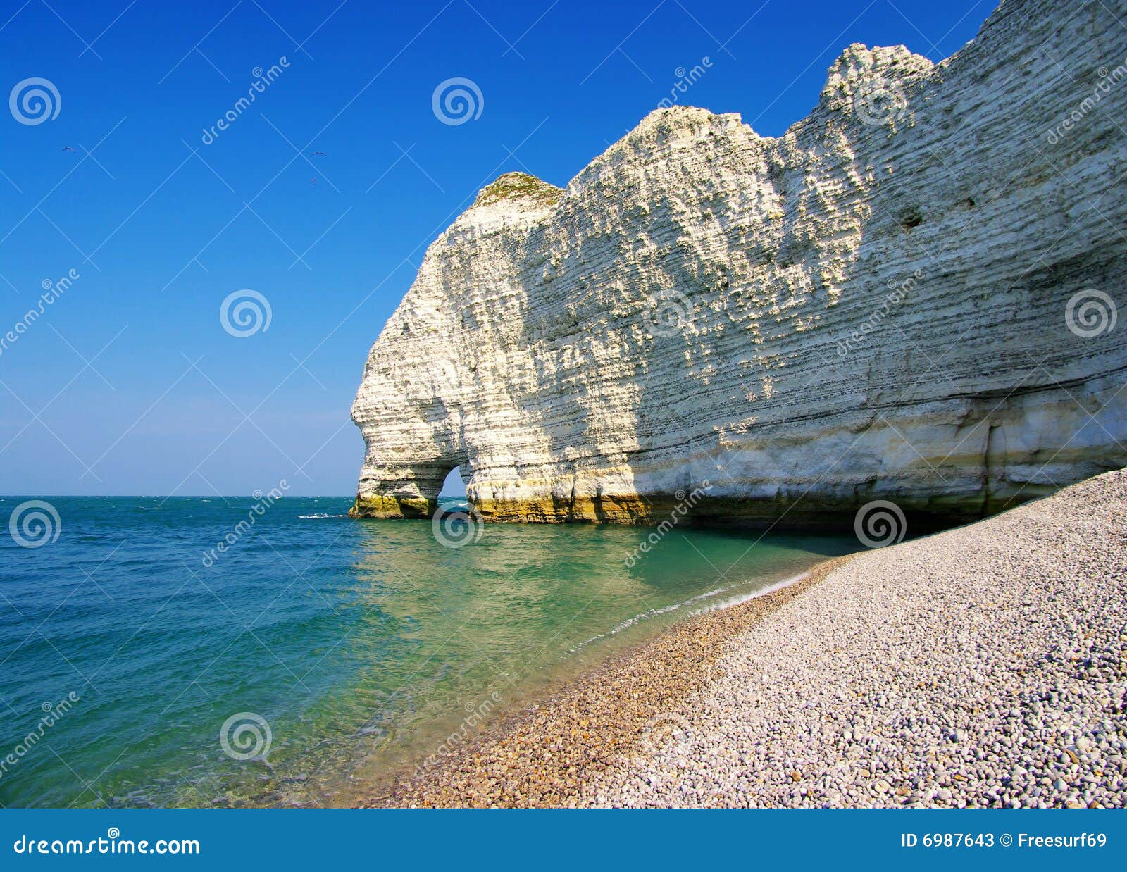 Etretat Felsen stockbild. Bild von horizontal, phänomen - 6987643