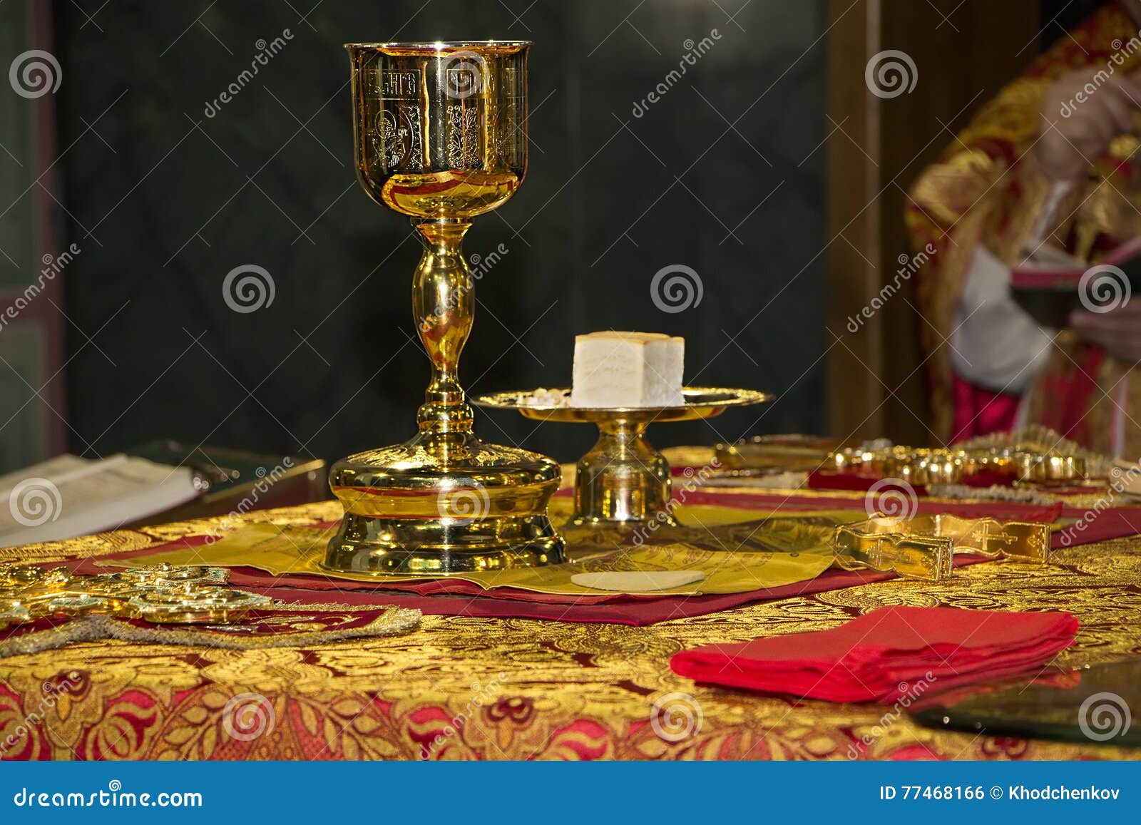 Eucaristia Santa in Chiesa Ortodossa Fotografia Stock - Immagine di ... Eucaristia Santa in Chiesa Ortodossa Fotografia Stock - Immagine di ...
