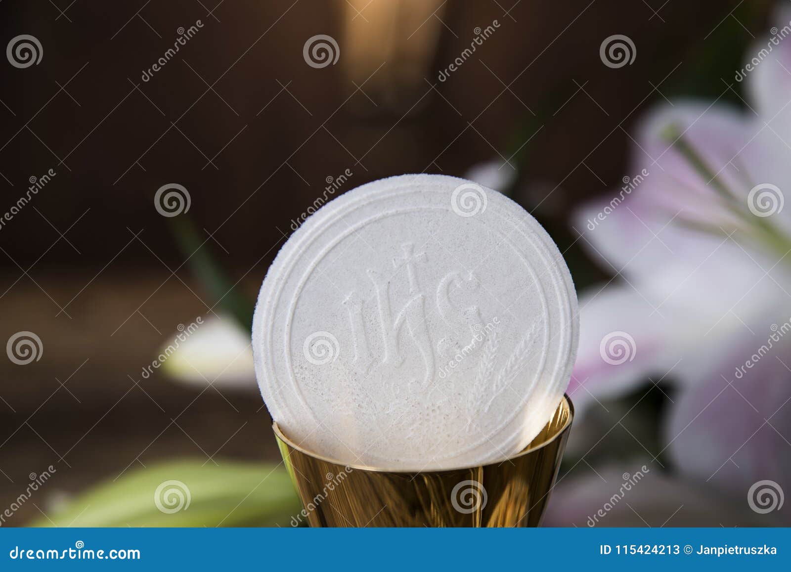 Eucharistie, Sacrement De Communion Image stock - Image du communion ...
