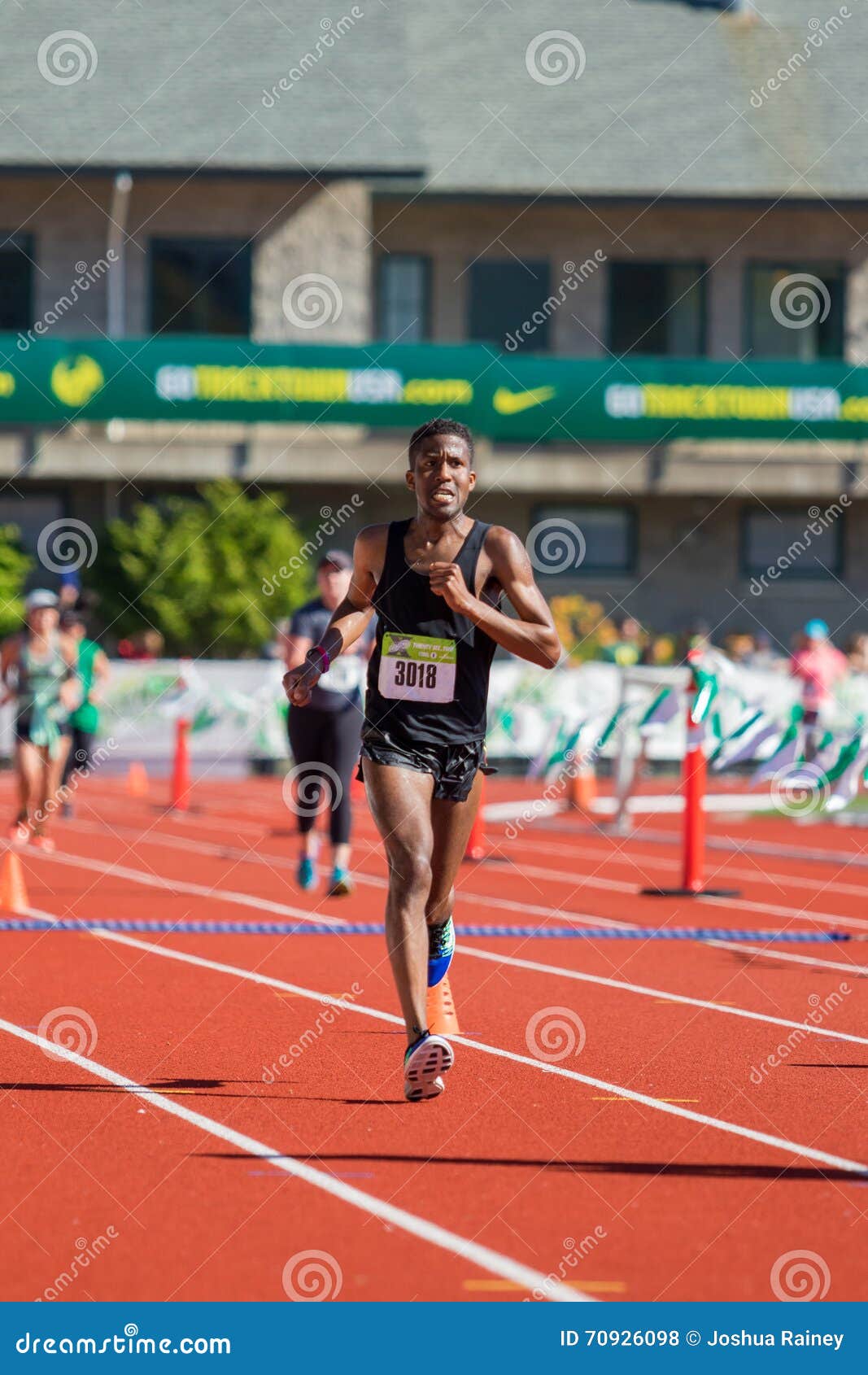 2016 Eugene Marathon editorial stock photo. Image of runner - 70926098