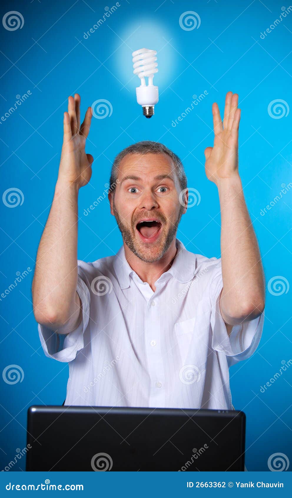 Eureka ! photo stock. Image du ampoule, pensez, inspiration - 2663362