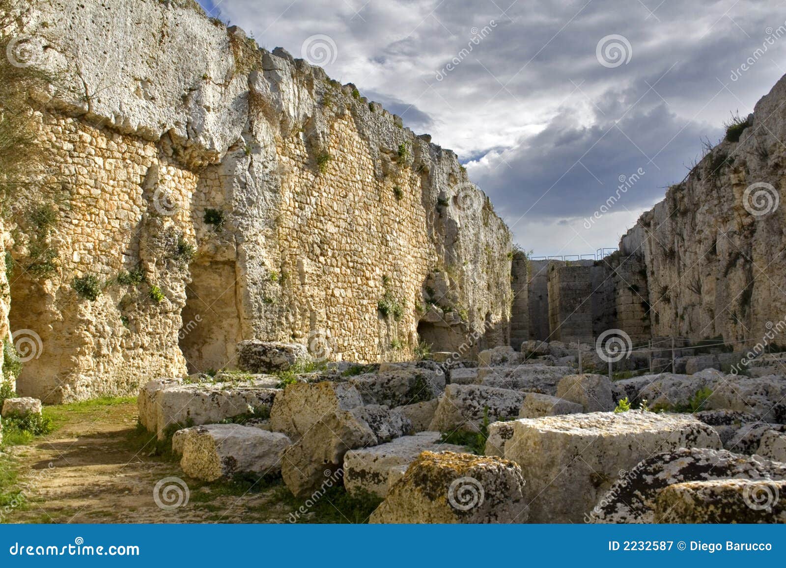 Eurialo Greek Castle, Ditch Stock Image - Image of ruin, earthquake ...