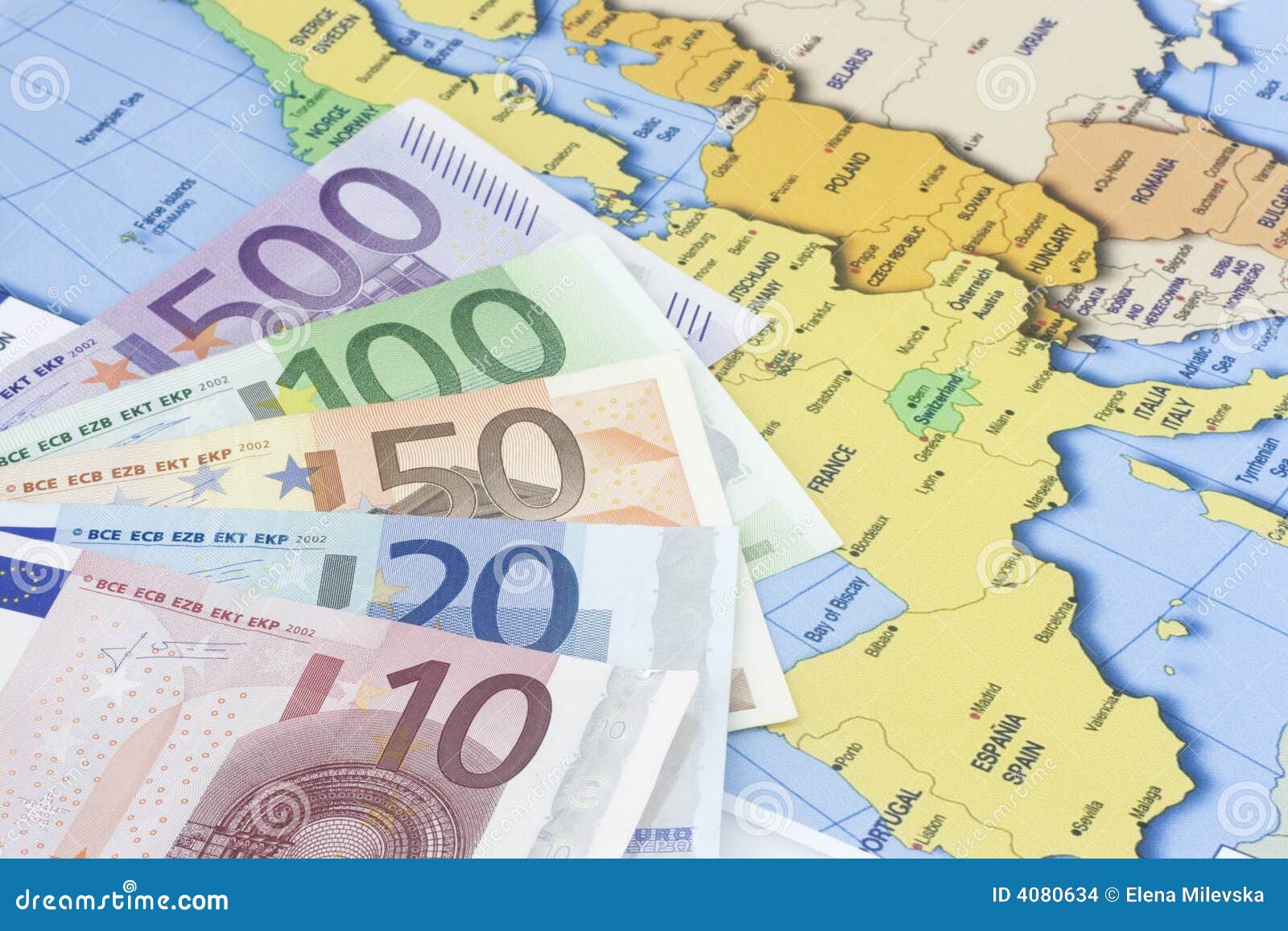 Euro an der Karte stockfoto. Bild von papier, anmerkung - 4080634